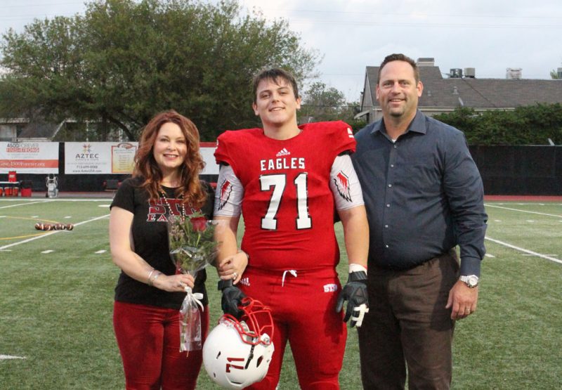 Banes '18 Extends Family Football Legacy with UH - St. Thomas High School