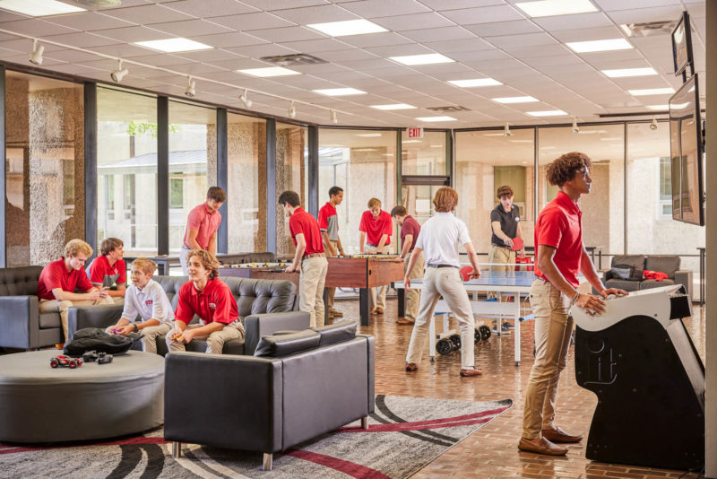 Apply to STH - Admissions - St. Thomas High School